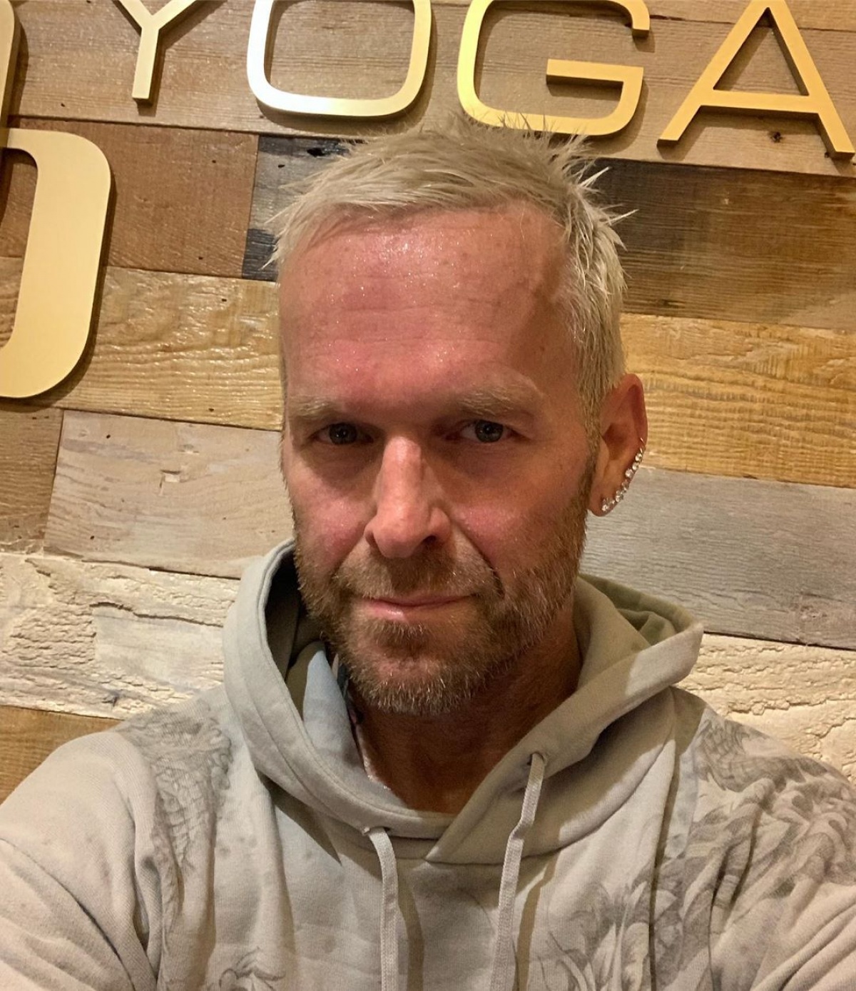 'The Biggest Loser' alum Bob Harper engaged to Anton Gutierrez ...