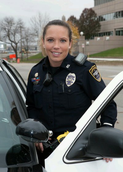 Sarah Lacina -- 7 things to know about the 'Survivor: Game Changers ...