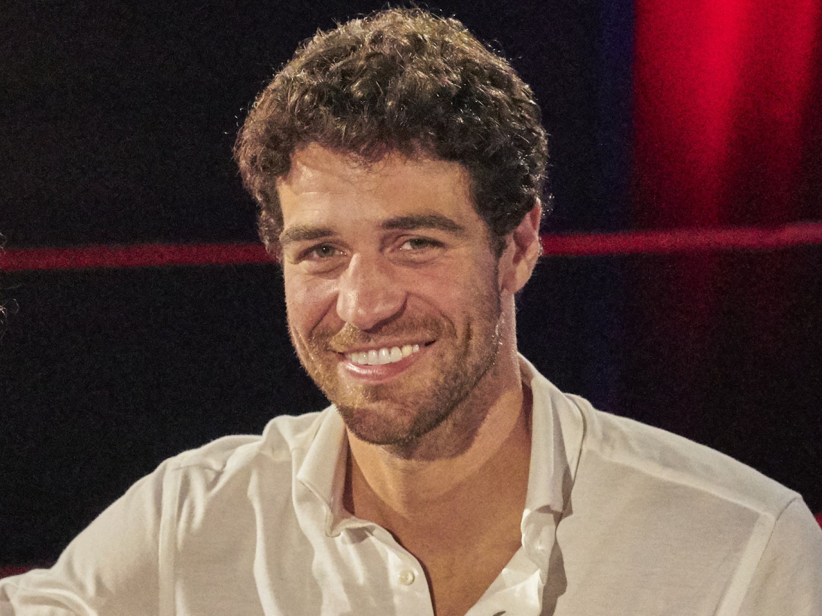 'Bachelor in Paradise' star Joe Amabile clarifies if he and Kendall ...
