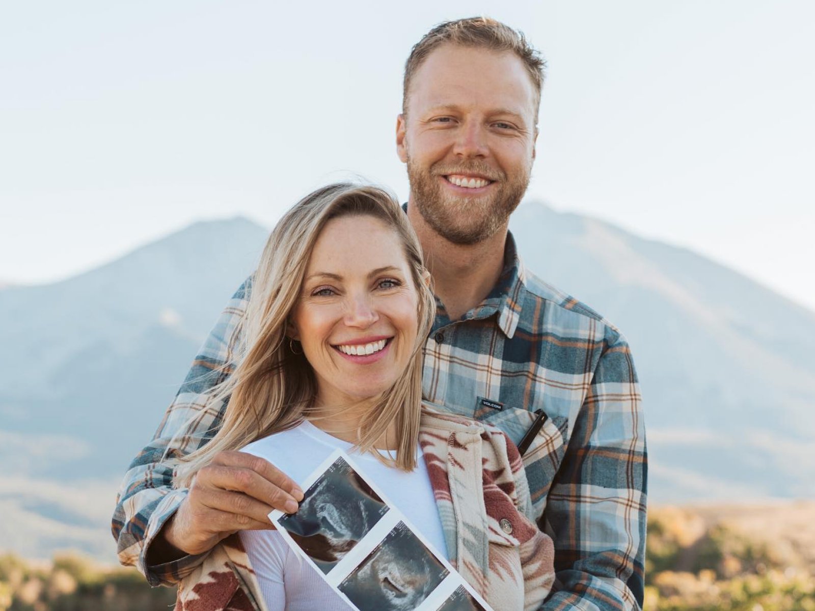 'Bachelor in Paradise' alum Sarah Herron pregnant with first child ...
