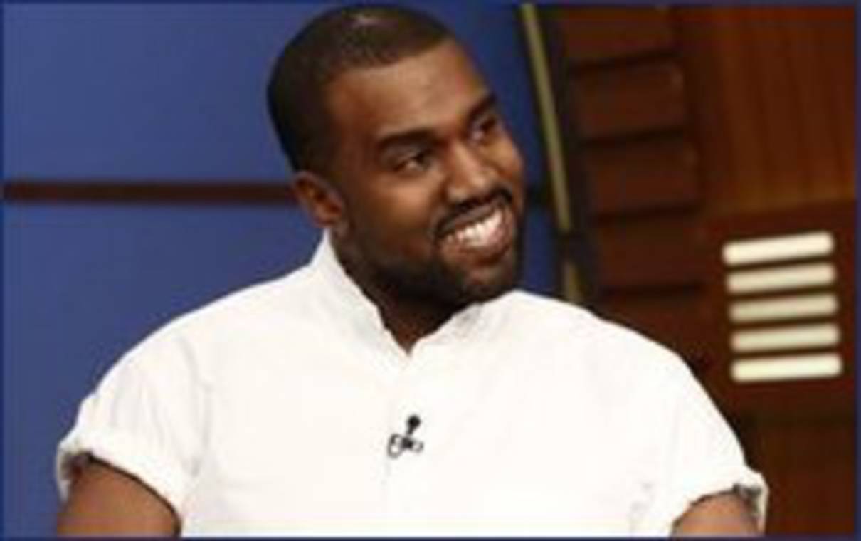 Kanye West yells at crowd to stand up and stops concert until they do ...