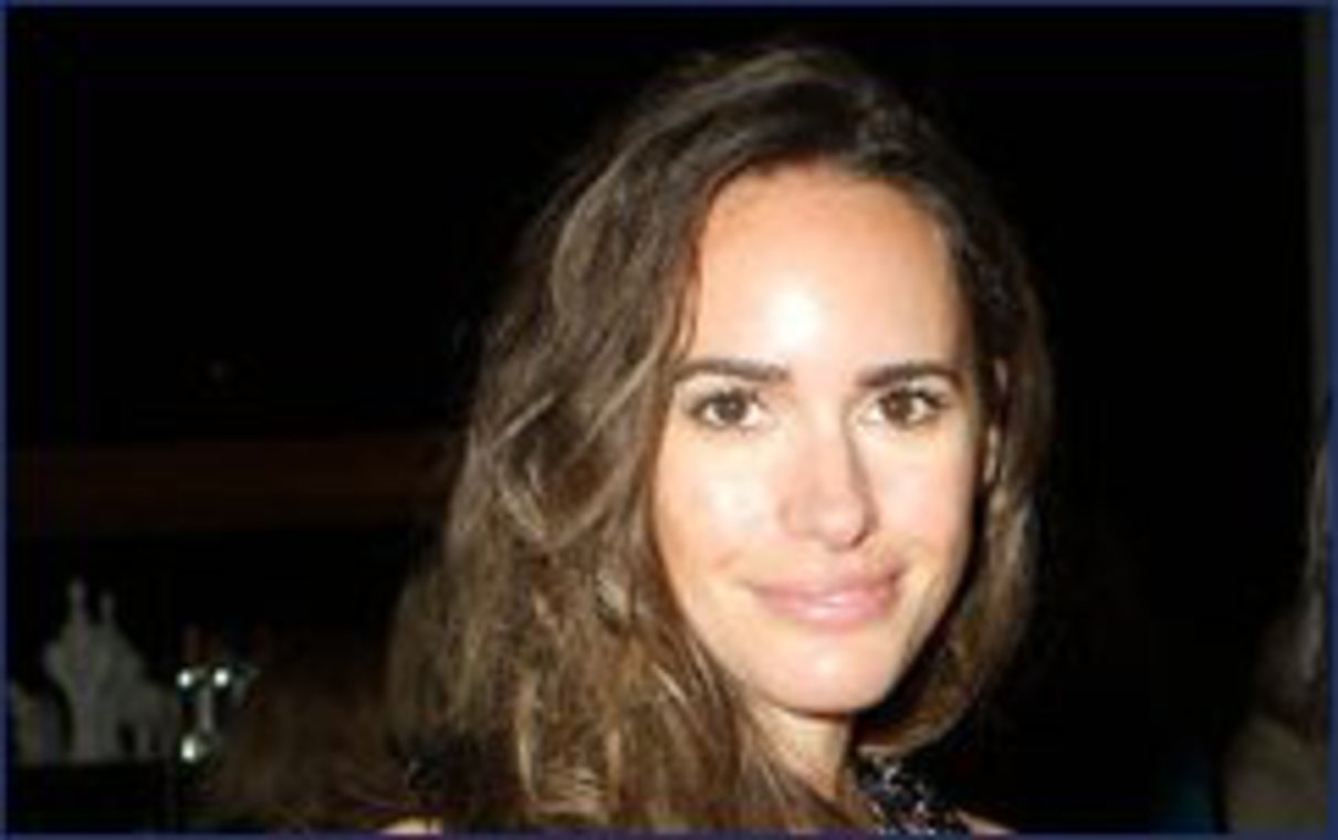 NBC confirms Louise Roe as new 'Fashion Star' host, Express replacing H ...