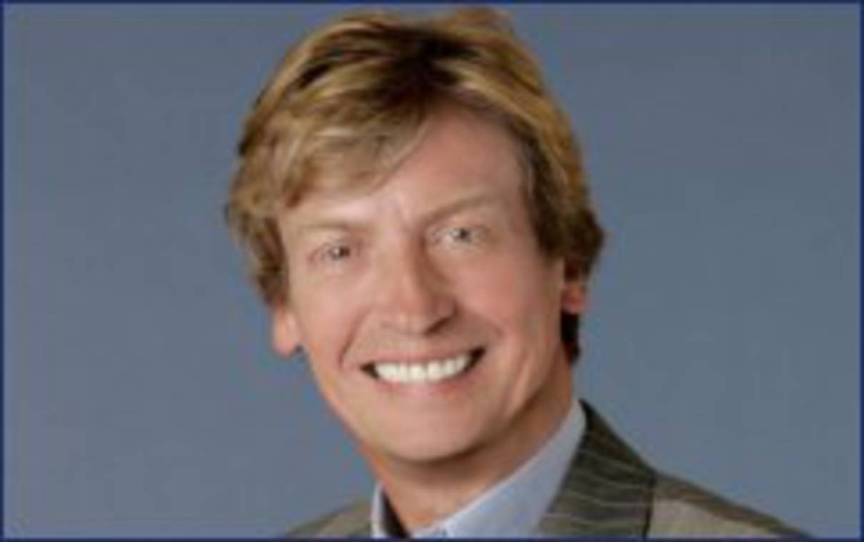'American Idol' executive producers Nigel Lythgoe and Ken Warwick ...