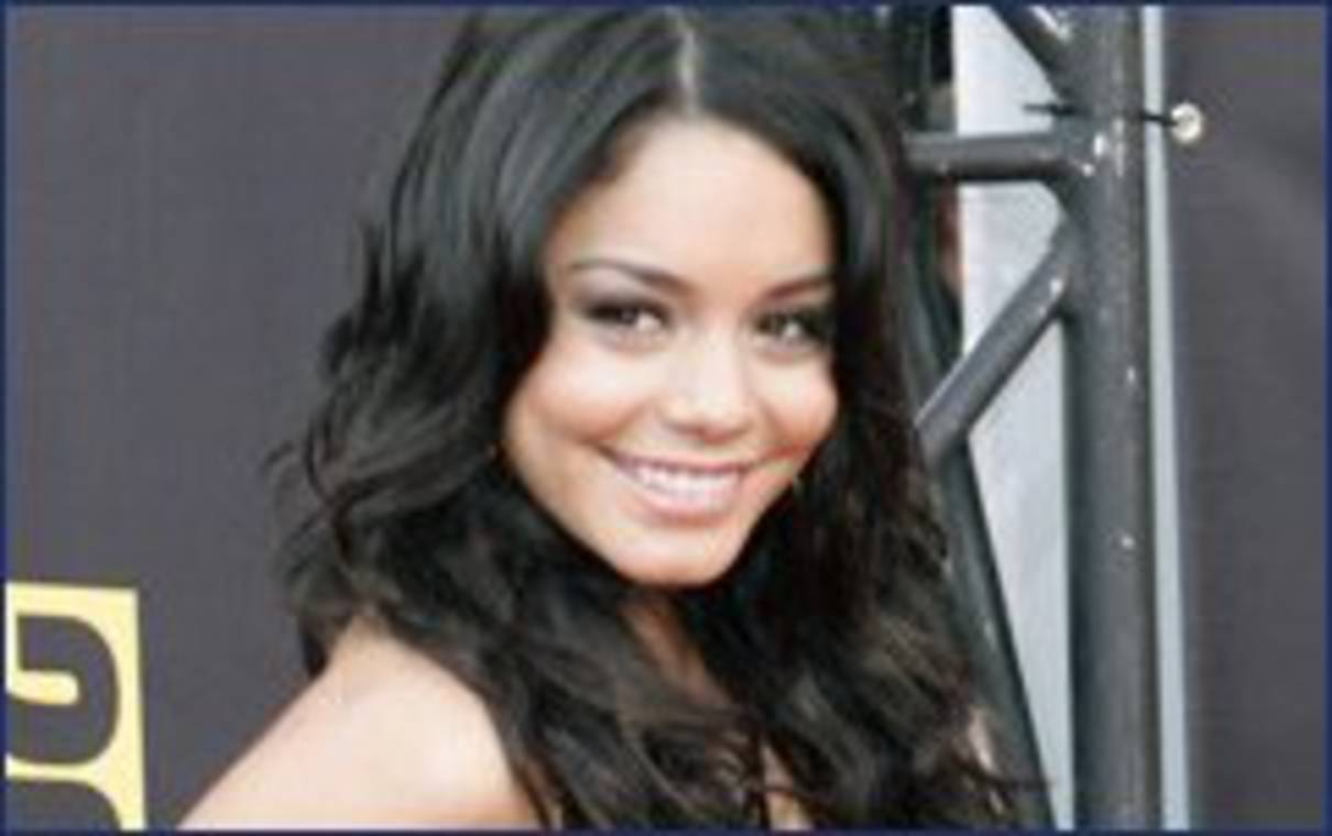 Vanessa Hudgens' original plan was to audition for 'American Idol ...